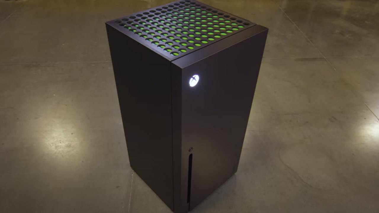 Xbox Mini-Fridges to be Officially Manufactured After Xbox Captures ...